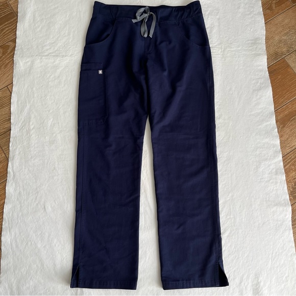 Figs | Pants & Jumpsuits | Figs Navy Blue Kade Cargo Scrub Pants | Poshmark